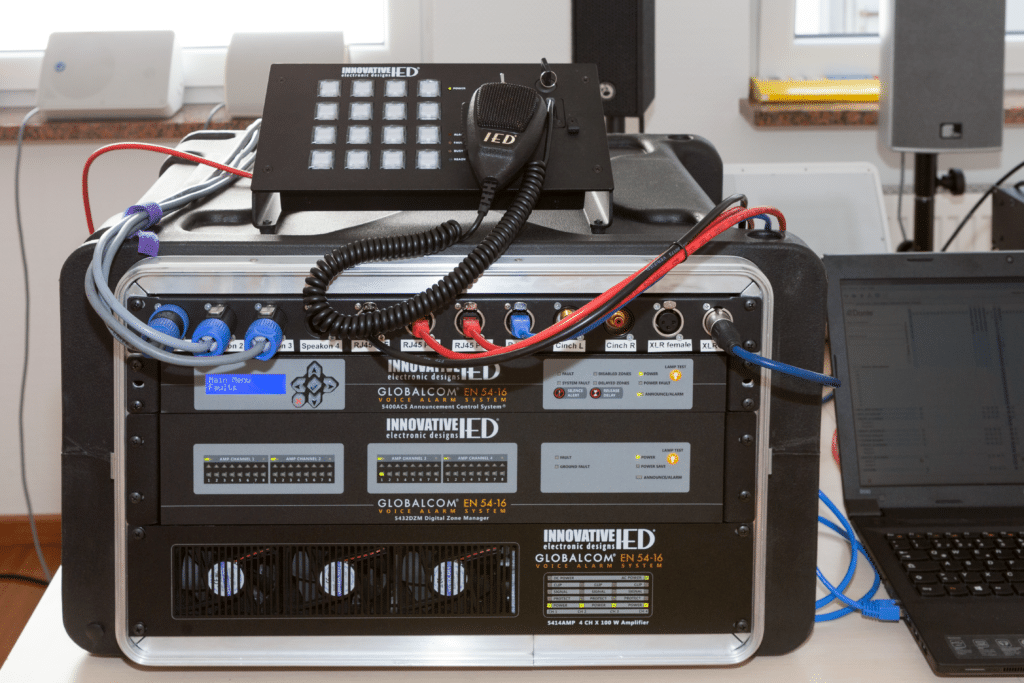 IED Globalcom5400 – Sprachalarmierung mit Dante | Professional System