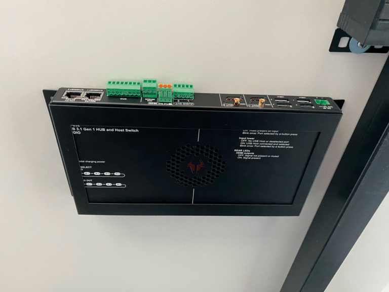 Unified-Communications: Lightware Taurus UCX-4x2-HC30 im Testbericht ...