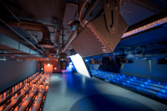 Spatial Sound System im AUDI Brand Experience Center | Professional System