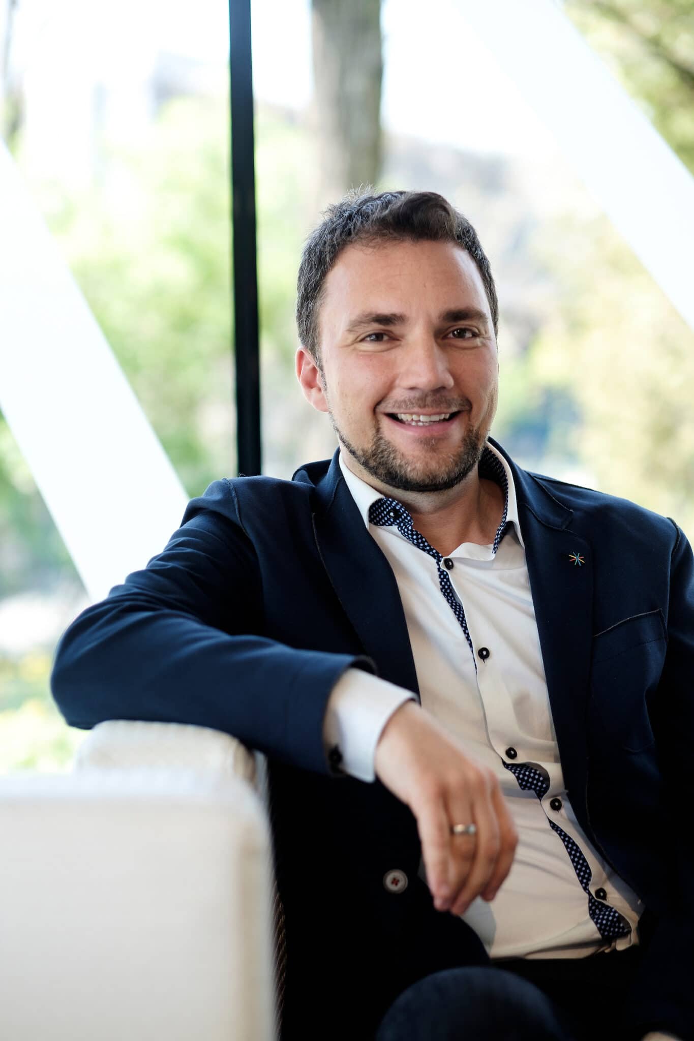 Architekturlicht-Feature: Installationslösungen von Clay Paky ...